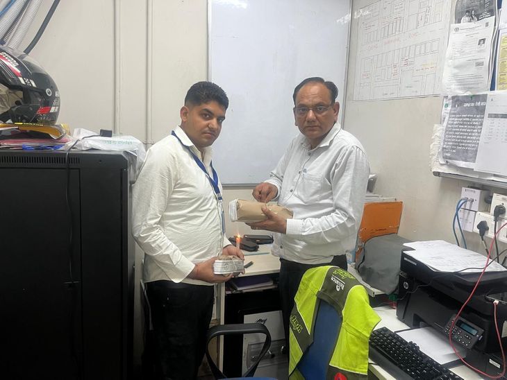 Baghpat Food Safety Raid | 8 Samples Sent For Testing