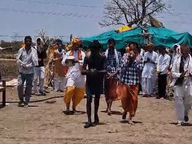 Rajgarh Sadhu Hathyog Amidst Flames & Smoke | Nath Sampraday