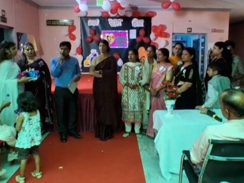 KDS School Mathura: Moms Shine in Dance, Games & Ramp Walk