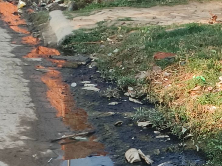 Milkypur Village Road Turns Swamp | Drainage Problem Causes Accident Risk
