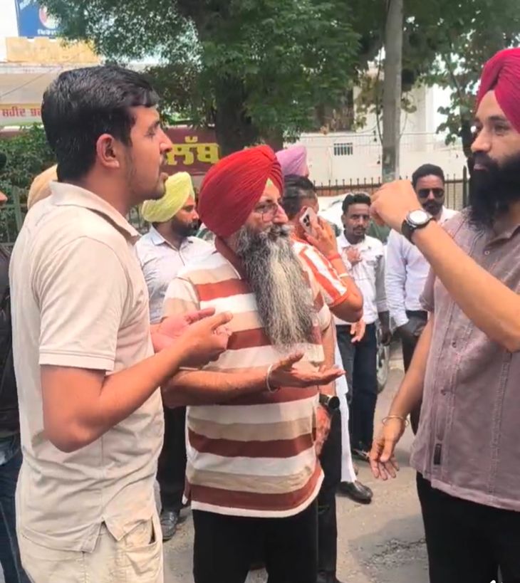 A speeding CTU bus rams into parked cars in Ferozepur, a major accident ...