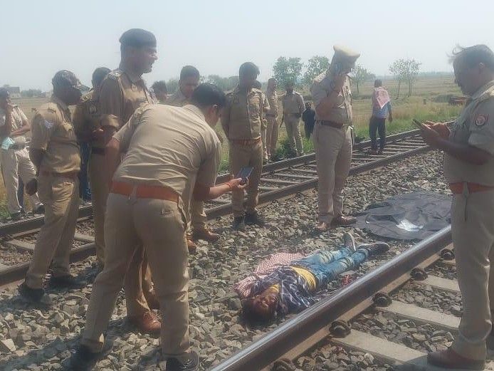 Train Murder Near Sakaldiha | Body Thrown Off