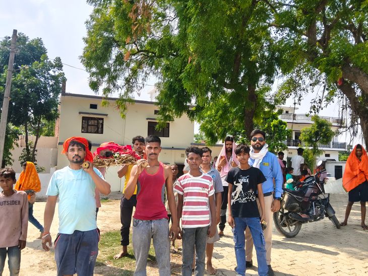 Pindi Monkey Death | Hindu Rituals Funeral By Villagers
