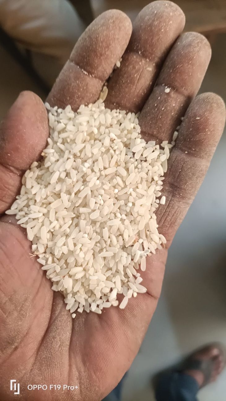 Distribution of broken and poor quality rice to people in PDS