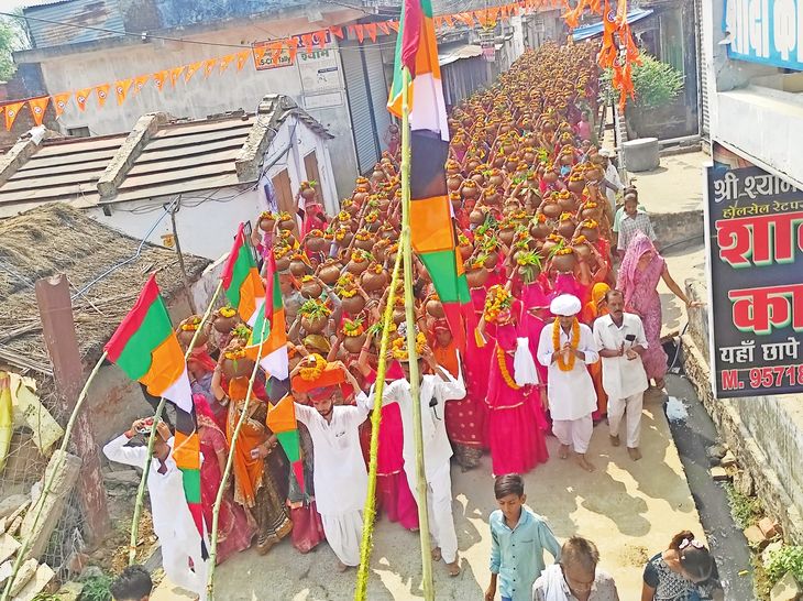 7-day Bhagwat Katha begins with Kalash Yatra