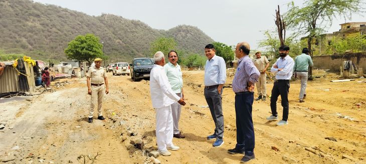 The administration removed encroachments from the ESIC hospital to make ...
