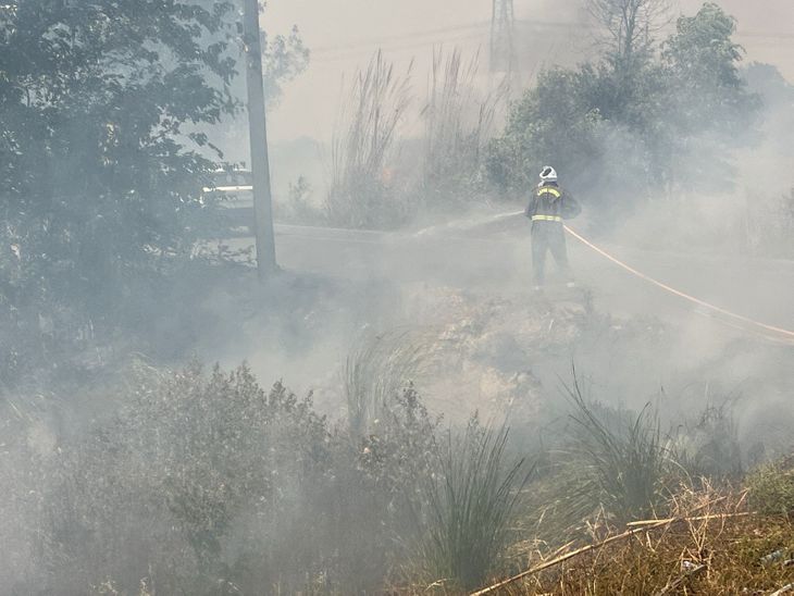 Kanpur Dehat Fire Near Barood Shop | Tej Hawa Mchati Afra-Tafri