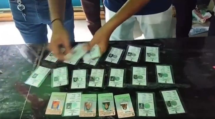 A large number of job cards were recovered from the Trinamool office.