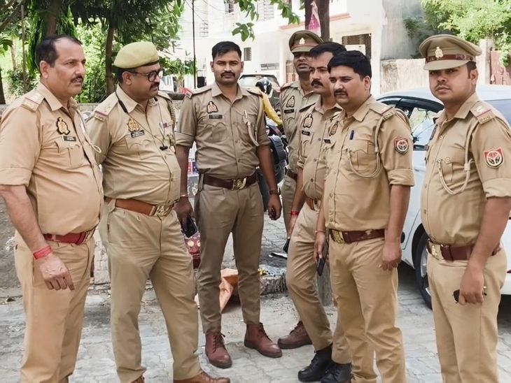 Kanpur Rs 7 Crore Loan Fraud Case | Ajay Singh Chauhan Accused