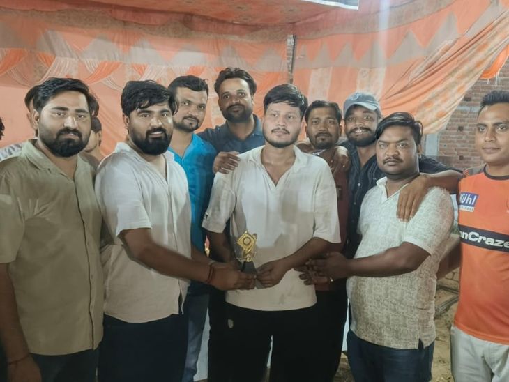 Sidhpura Wins Cricket Tournament By 33 Runs | Ashar Man of the Match