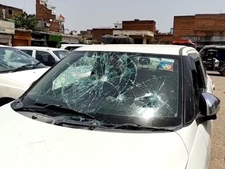 Mahoba Vandalism | Drunk Youths Damage 6 Cars & Bus, Lakhs Loss