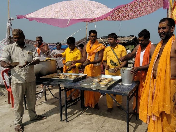 Ganga Samagra Organizes Religious & Awareness Programs at Kadagola Ghat