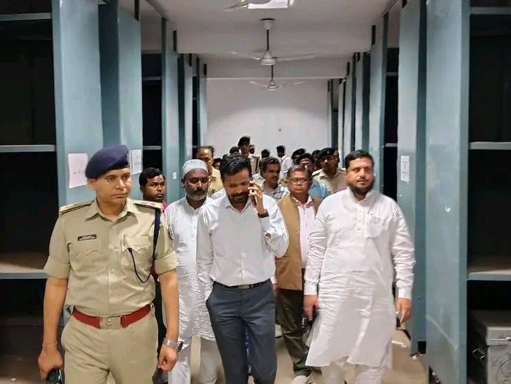 Kishanganj DM-SP Inspect EVM-VVPAT Warehouse; Security Alert Issued
