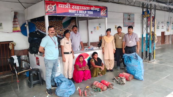 Two women arrested with material worth Rs 9,000