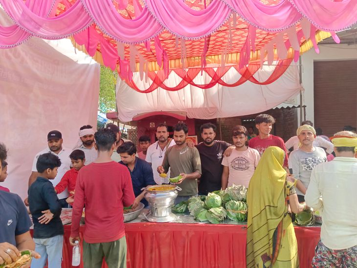 Paliya Chauraha Bhandara: Jyeshth Bade Mangal Sees Huge Crowds in Ayodhya