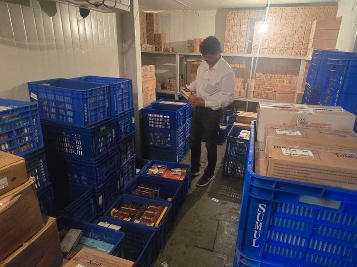 Hapur Food Safety Raids | Ice Cream & Ice Candy Samples Collected
