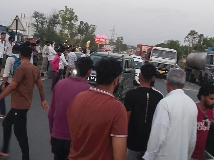 Rajasthan NH52 Tractor Overtake Accident; No Casualties