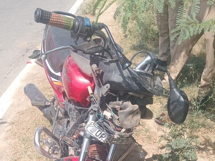 Firozabad Narkhi Road Bike Accident Death | Speeding Vehicle Collision