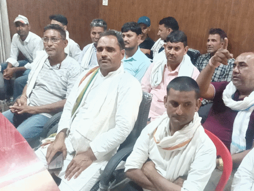 IPS Officer Alerts on Cyber Crime & Traffic Rules in Mala Kheda