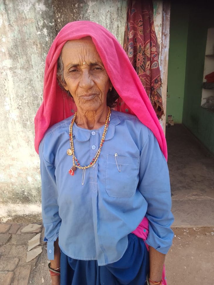 Elderly woman on her way to temple murdered, first head smashed against ...
