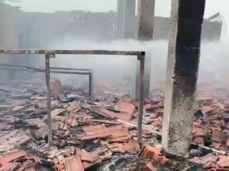 Mau Tube Well Fire: Lakhs Worth Property Destroyed, Owner Suspects Sabotage