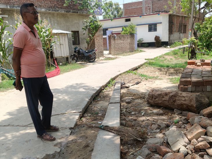 Belpar Pandit Electricity Pole Danger | Tree & Wall Support