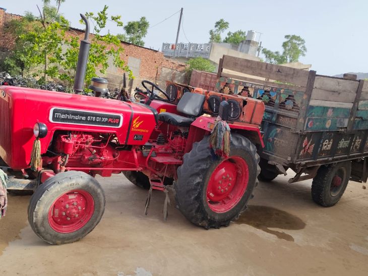 Niwai Illegal Bajri Mining Action: 5 Trolleys Seized, 1 Arrested