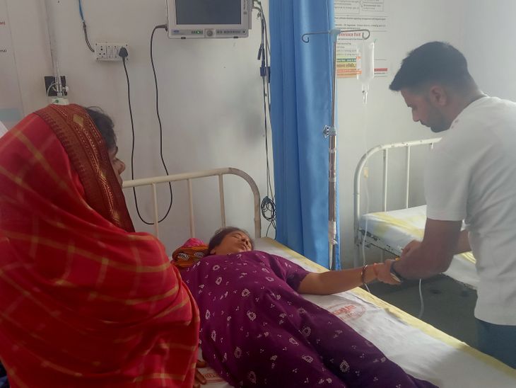 Shambuganj Teacher Electrocuted | Hospitalized After Mopping Home Accident