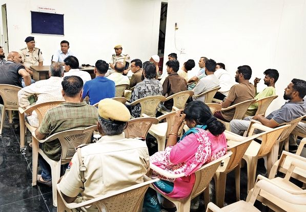 Demand raised to increase police station staff in CLG meeting