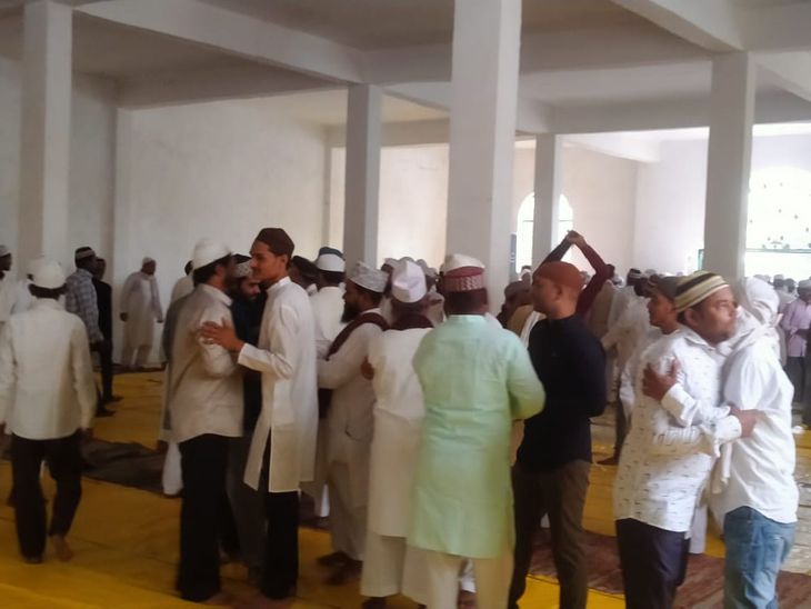 Asandra Eidgah Bakrid Namaz | Eid ul Azha Celebration, Market Enthusiasm