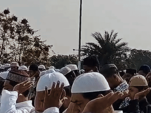 Khaga Bakrid Peaceful Namaz | DM-SP Congratulate Eid Celebrations