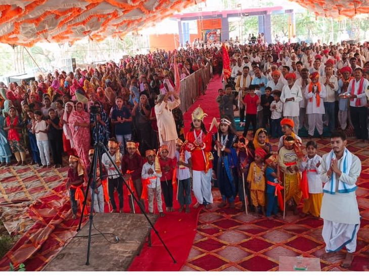 Badisadri Bhagwat Katha: Maharaj Ghanshyam Vaishnav on Satsang; Kids ...