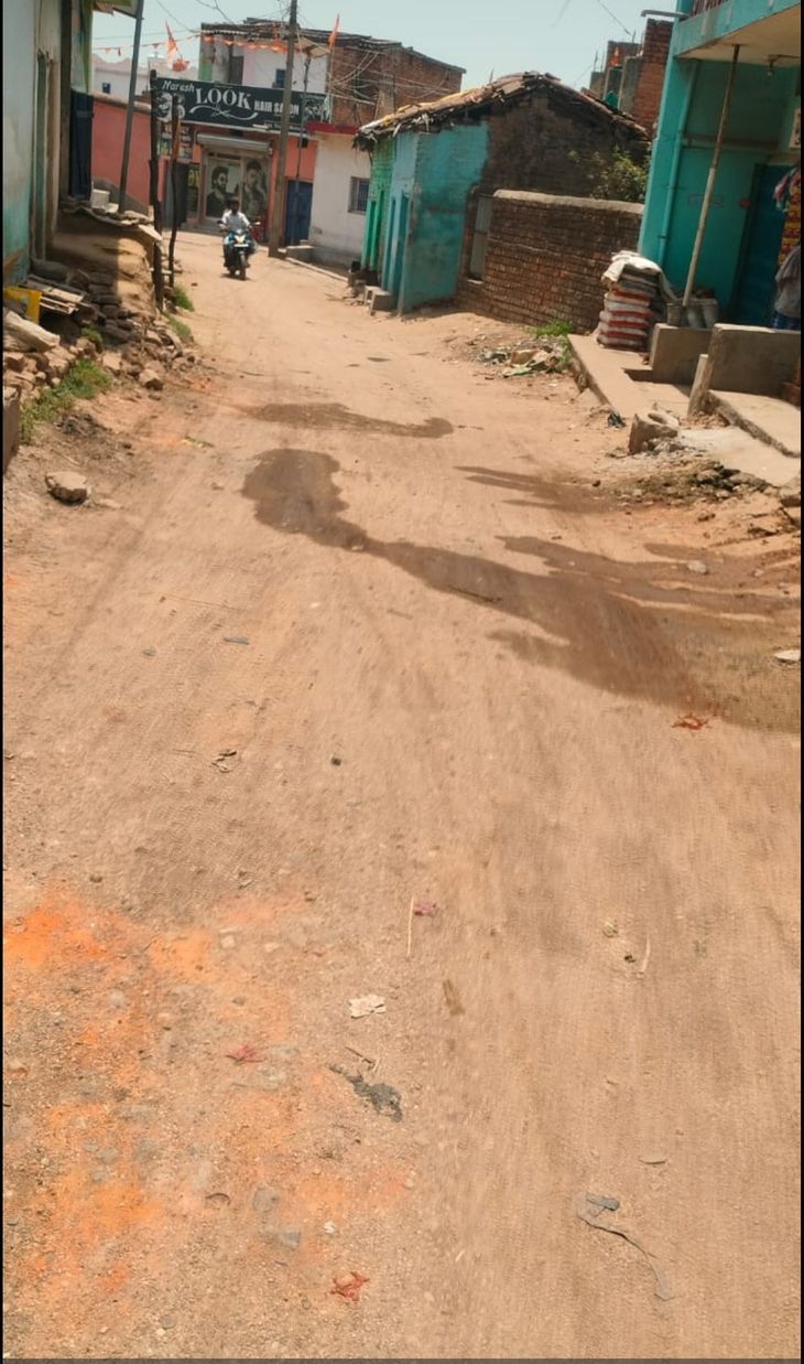 The road from Badam Main Chowk to Raja Quila BMC Ground is in bad ...