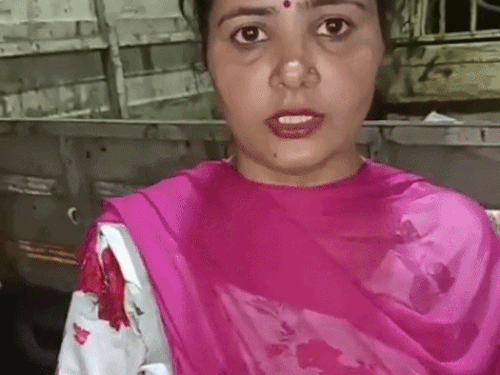 Jalandhar Family Attacked, Robbed of Rs 500 | Vandalism
