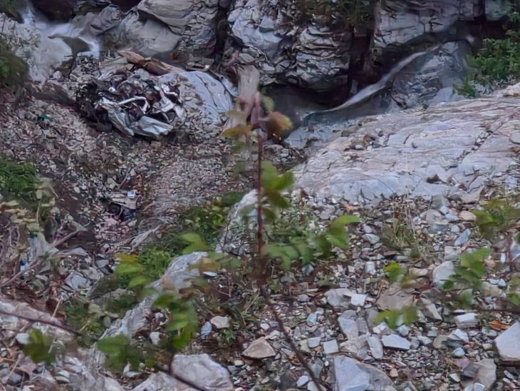 Chamba Accident | Tourist Vehicle Falls 500ft Deep Valley; Rescue Ongoing