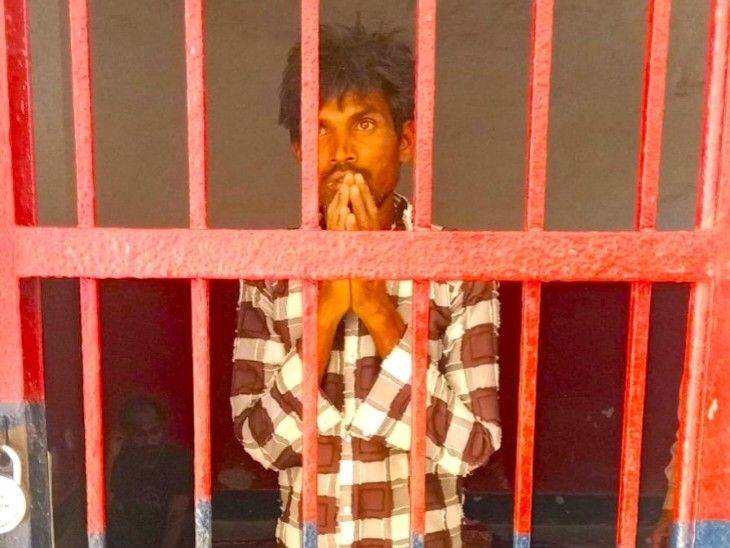 Shahjahanpur Ambedkar Statue Chappal Mala Accused Arrested | CCTV Footage