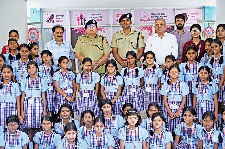 Dialogue-inspiration session organized under the Girl Child Empowerment ...