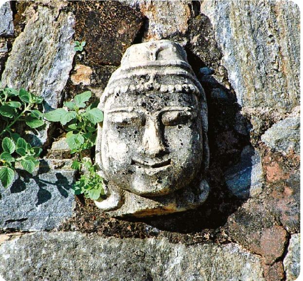 Justice set in stone: Three faces of betrayal hang on the wall of ...