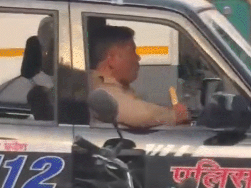 Kanpur Cop Suspended | Free Ice Cream Golgappa; ACP Inquiry