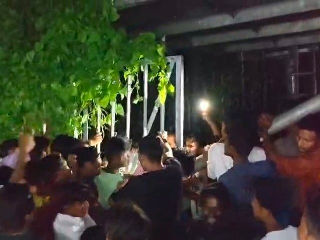 Barari Assault Loot Case | Technician Attacked Over Religion
