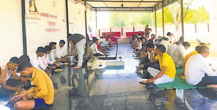 Bhandara was organised at the end of the Katha.