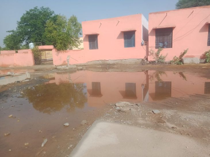 Rajasthan School Building Collapse Risk Due to Waterlogging | Akodiya Kheda
