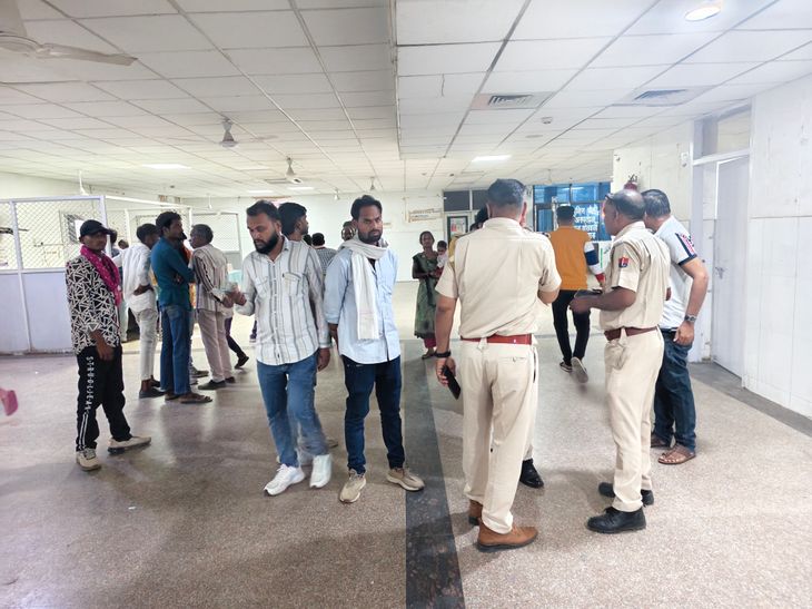 Jhalrapatan Bike Accident | Four Youths Injured, One Critical Kota Refer