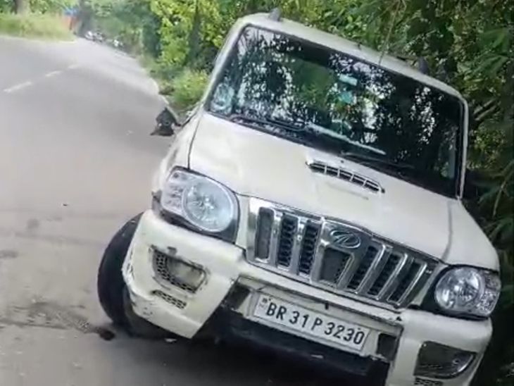 Scorpio-Bike Accident on Madhaura-Chhapra Road | Two Youths Critically ...