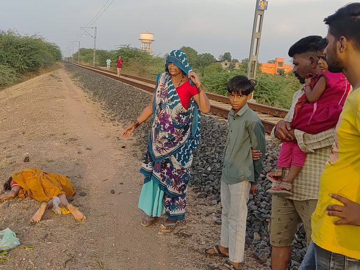 Alirajpur Railway Track Accident | Woman Death on Gadhat Marg