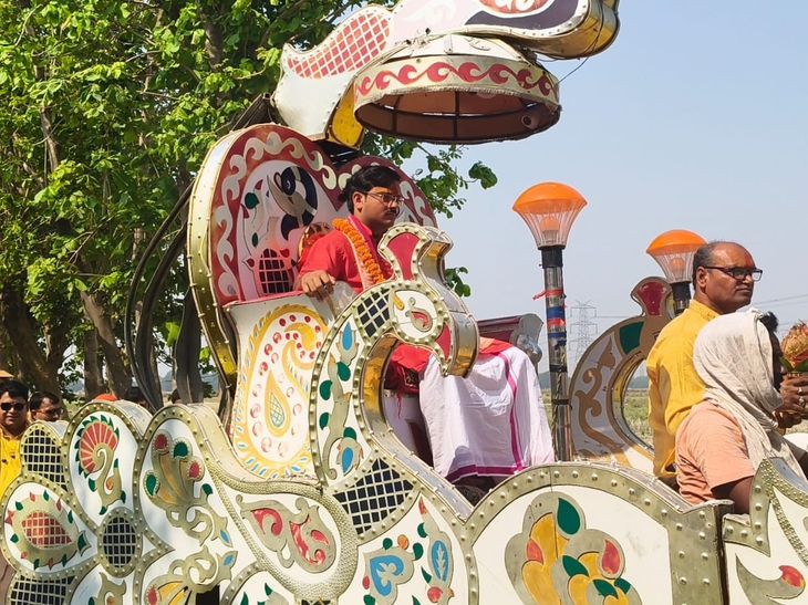 Shri Ram Janki Temple Kalash Yatra Begins | Sultanpur Kuti Ramkatha ...