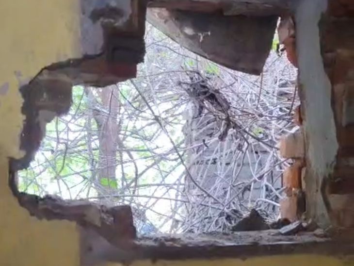 Akbarpur Galla Vyapari Shop Theft | Cash & Grain Stolen in Paati Bazaar