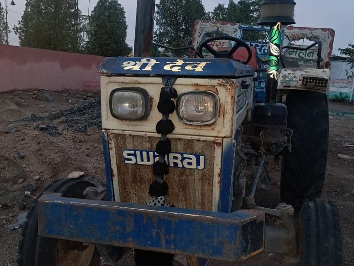 Illegal Bajri Tractor Seized | Banas River Police Action; Mining Racket