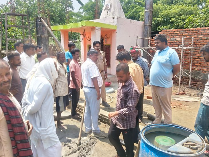 Hastinapur Administration Halts Illegal Construction on Govt Land