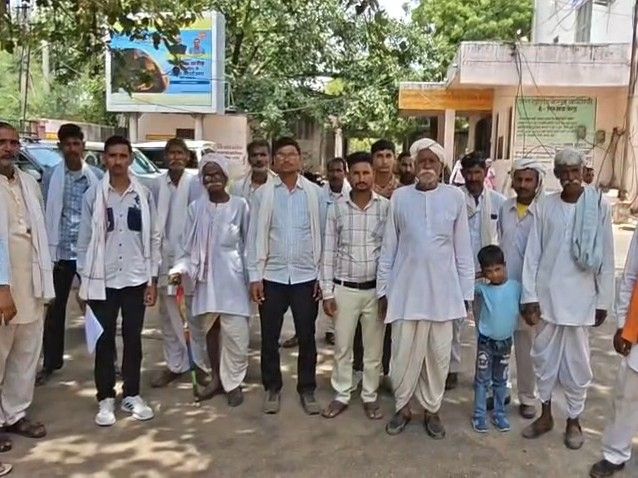 Karauli Bohra Ghuseti Villagers Submit Memorandum to Collector Over ...